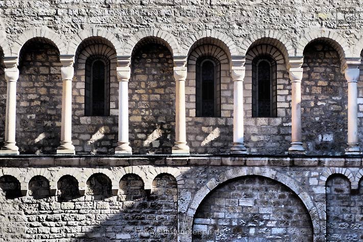 Architektur der Romanik - Merkmale und Bauwerke der Epoche