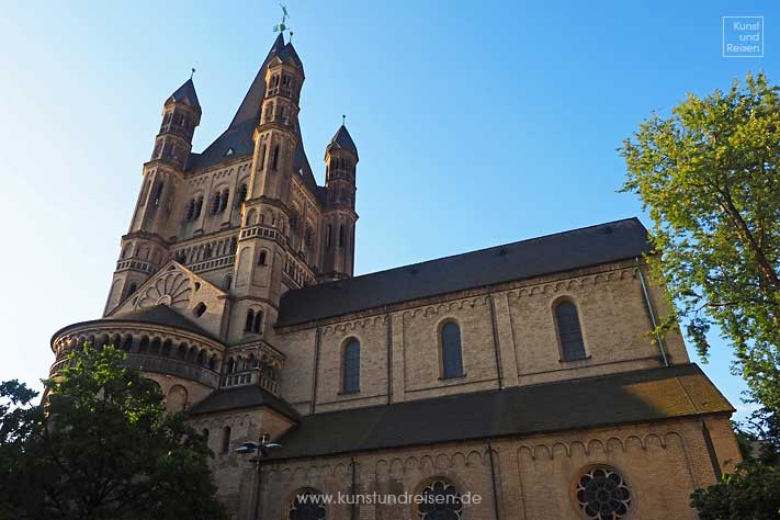 Architektur der Romanik - Merkmale und Bauwerke der Epoche
